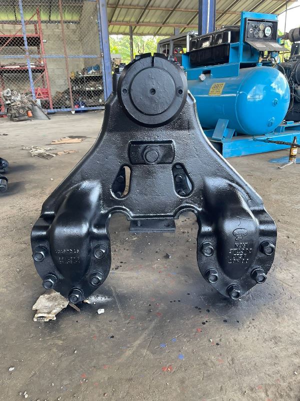 Griega Diferencial Mack 56 mil Libras - Salcedo Tavárez Business Group